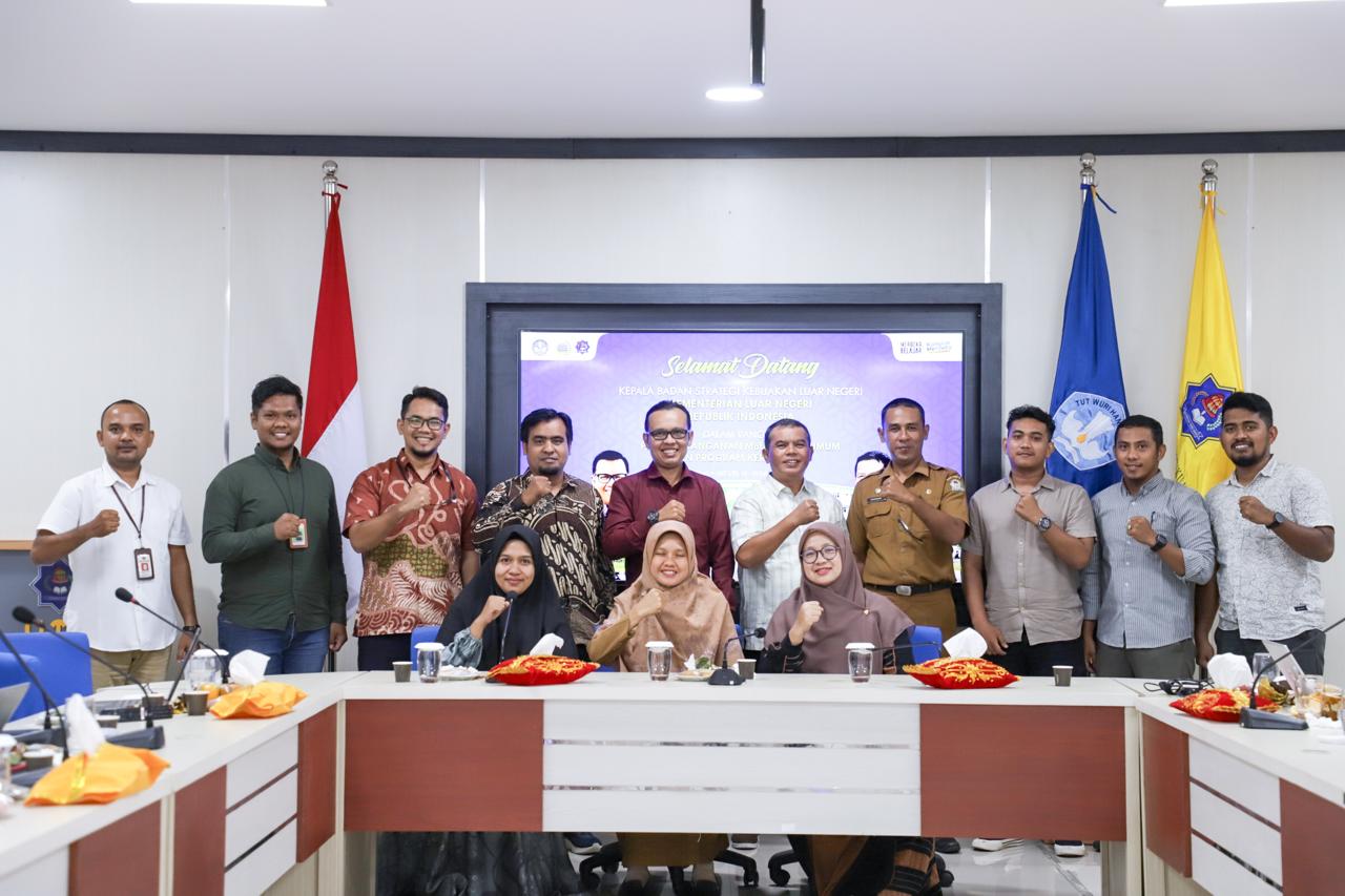 UTU Tanda Tangani MoU dengan BSKLN Kemenlu RI - Universitas Teuku Umar